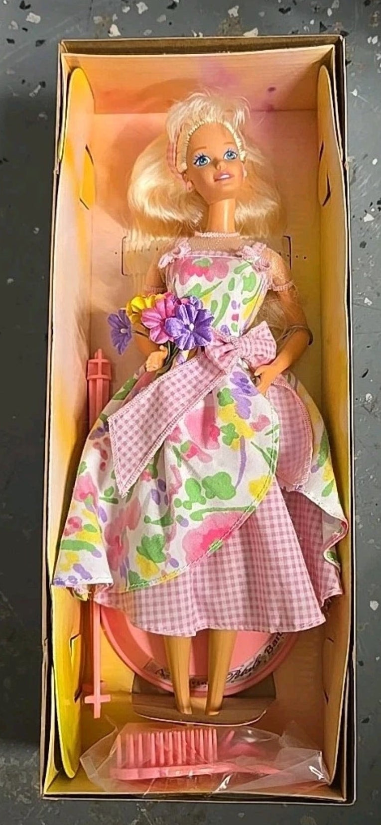 1997 Avon Spring Petals Barbie Special Edition Second in Series #16746 ...